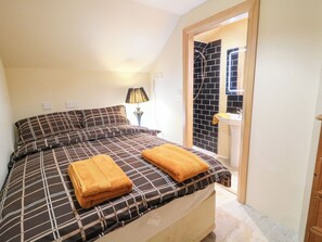 Casa de campo | 8 quartos, individualmente decorados, individualmente mobiliados