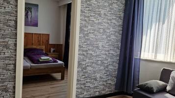 Suite Comfort, 1 cama de casal, vista para o parque | Wi-fi grátis, roupa de cama fornecida