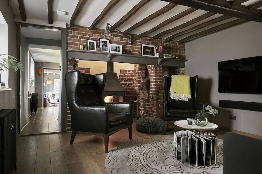 Countryside Thatched Cottage - Alton