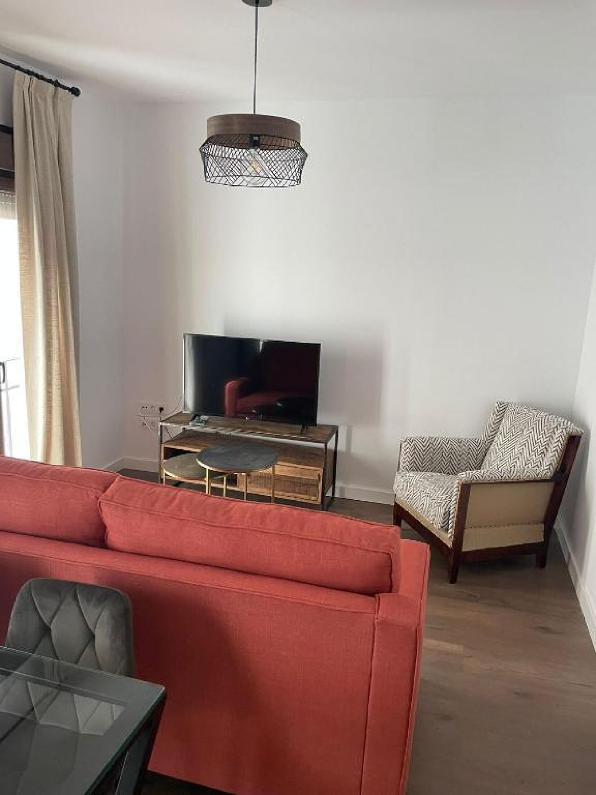Mills 1 Bedroom - Constantina
