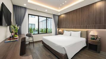 Quarto Júnior, 1 cama king-size | Minifrigorífico