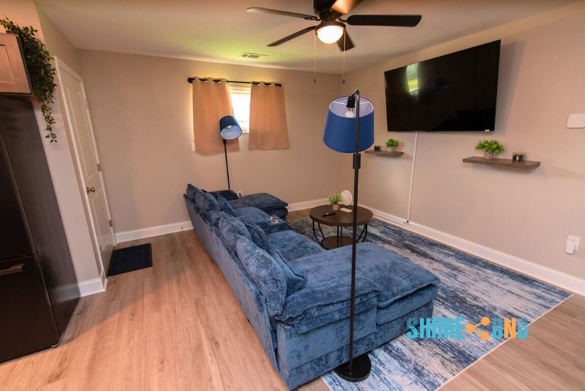 6br/4ba Duplex  Perfect For Work Trips & Teams - North Little Rock, AR