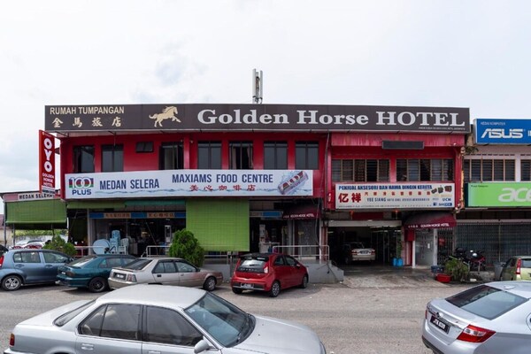 Golden Horse Hotel - Masai