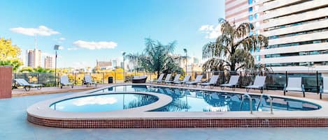 Piscina externa