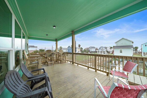 Sunny Beach House By Ryson Vacation Rentals - Galveston