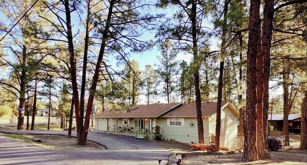 Mountain Sage Retreat By Ruidoso Vacation Rentals - Ruidoso, NM