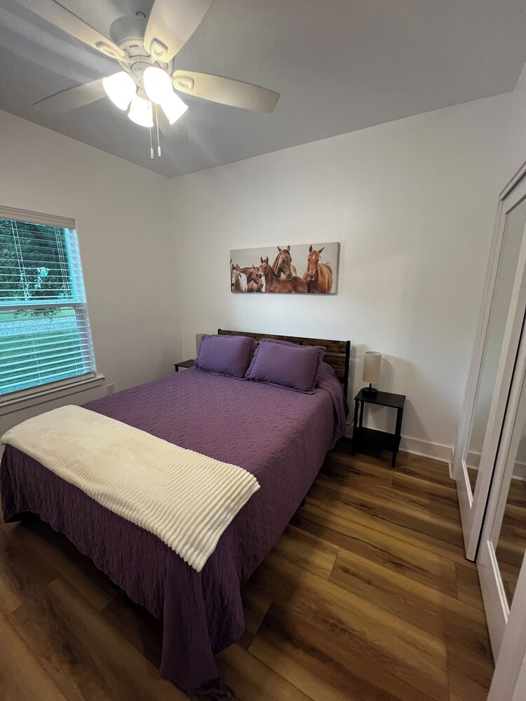 Cozy 3 bedroom country cottage in peaceful Lexington, TX - Lexington | Vrbo