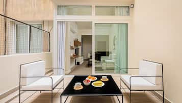 Apartamento, varanda | Terraço/pátio