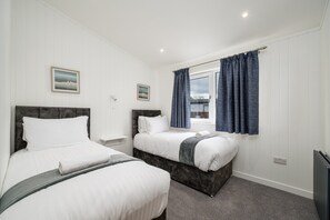 Casa de Campo | 3 quartos, secretária adequada para computadores portáteis 