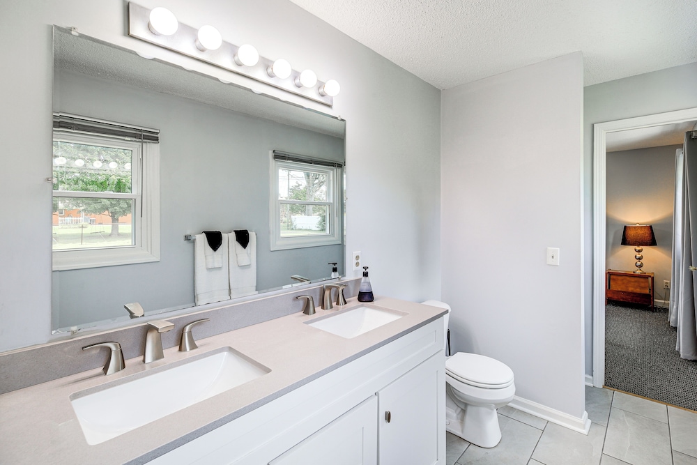 Retreat W/ Fenced Backyard In Kingsport! - Natural Tunnel State Park, Duffield