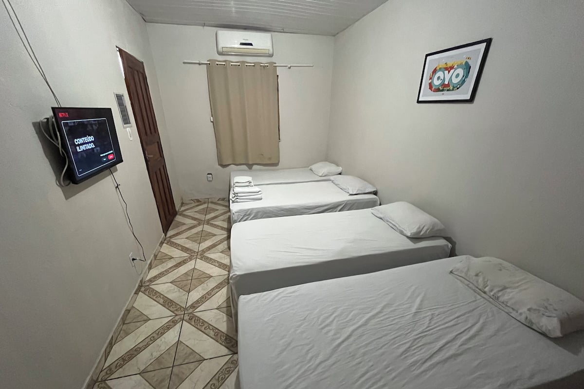 Quarto Quádruplo Familiar | Wi-fi grátis