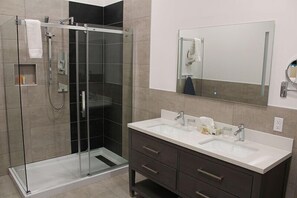 Suite junior, 1 Queen | Casa de banho