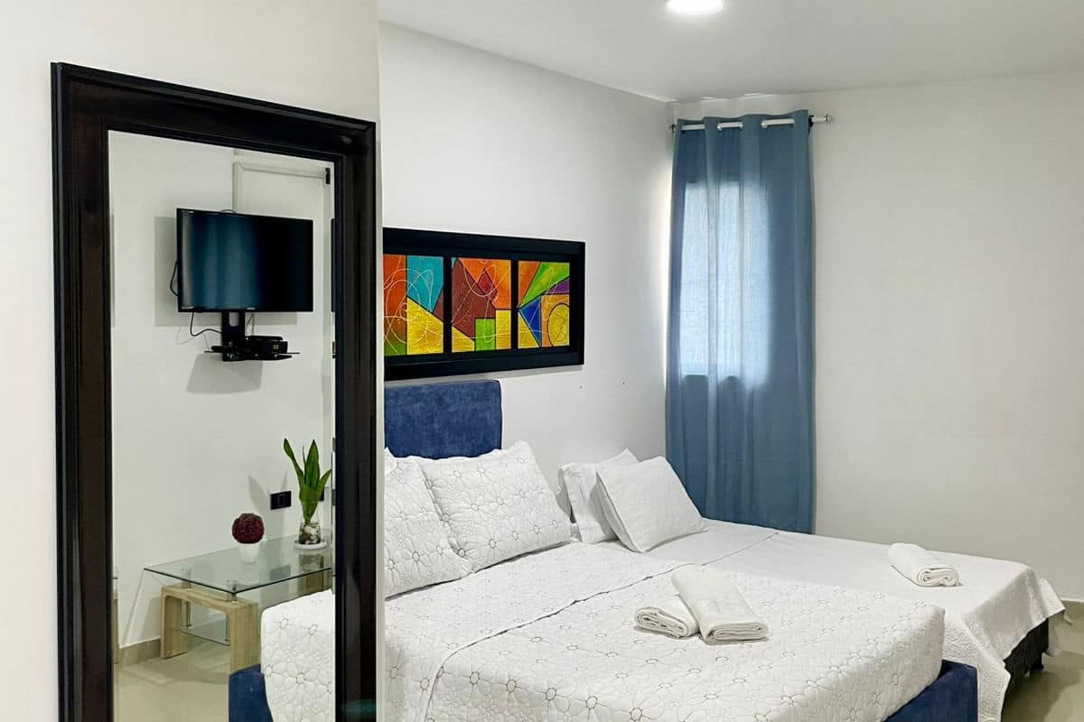 Apartamento família | Cofres nos quartos, espaço de trabalho para notebook, Wi-Fi de cortesia