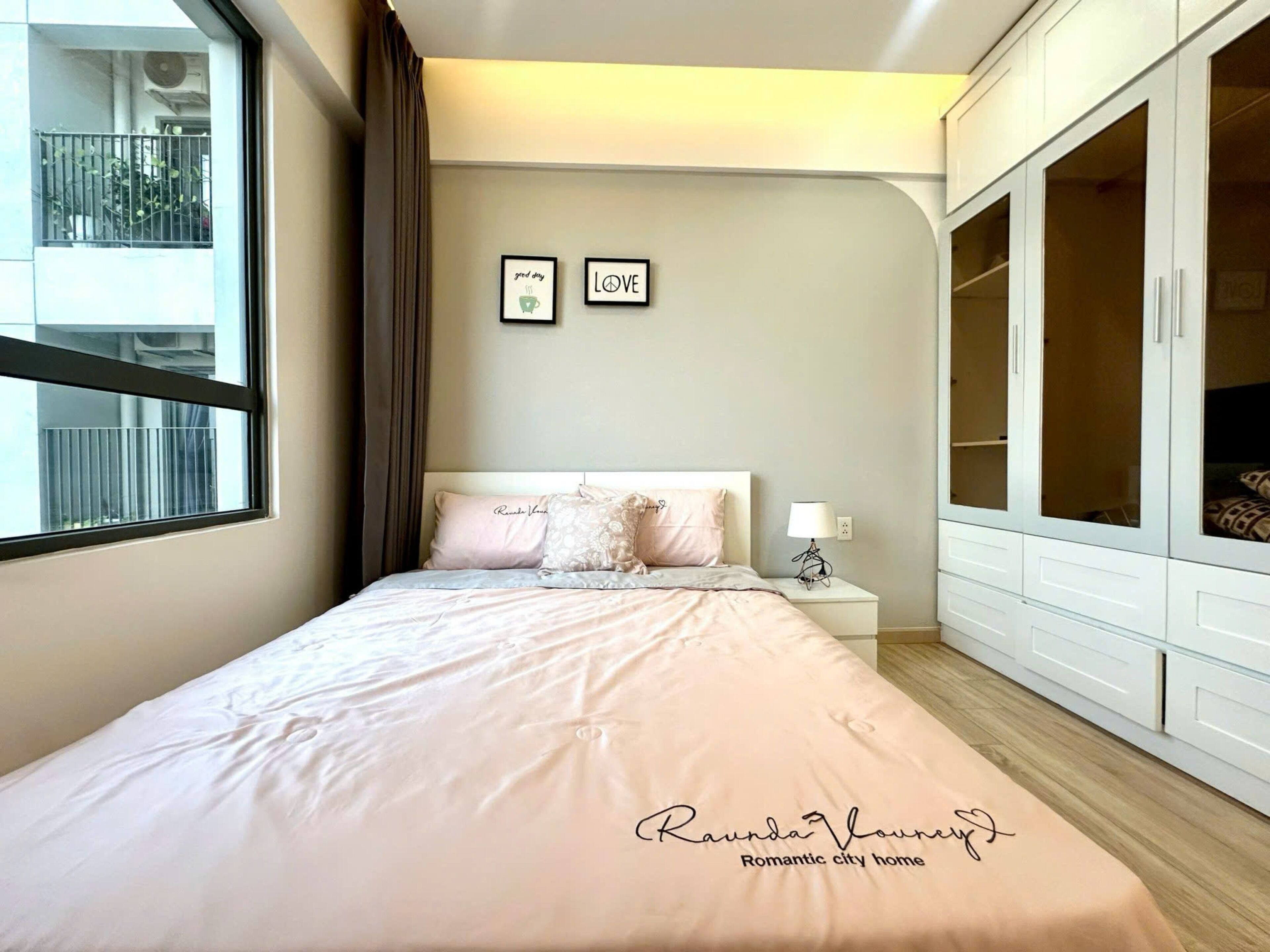 Apartamento Deluxe, 2 quartos, varanda, Vista para a cidade (1) | Roupa de alta qualidade, camas de colchão viscoelástico 
