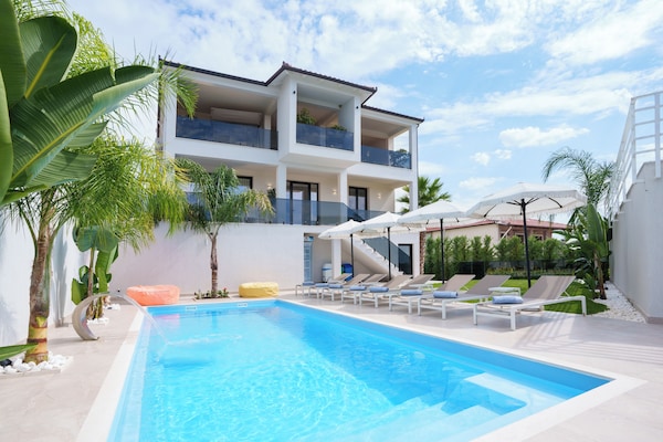 Villa Cosmo - Durazzo