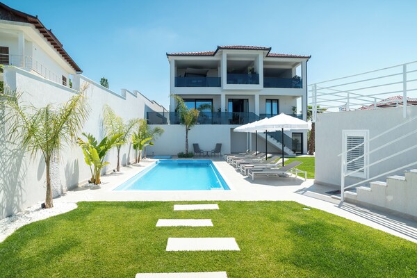 Villa Cosmo - Durrës