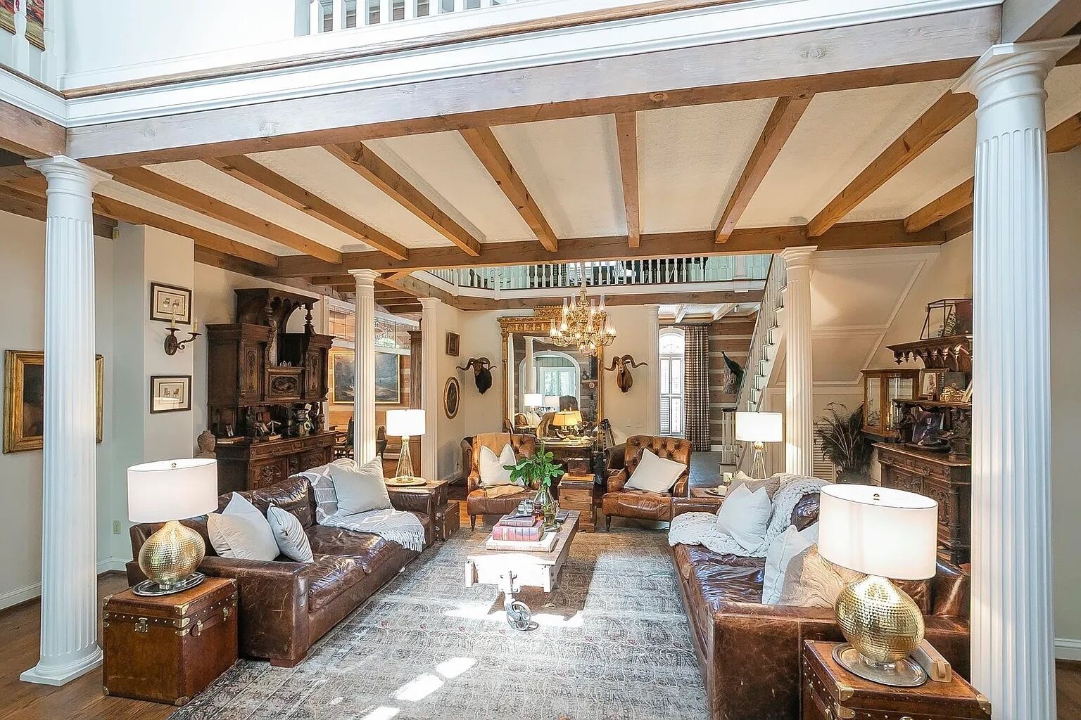 La Pearla Ranch Nashville, 7 Bedroom, 8 Bath, 9500 Sf Log Mansion With Pool - Fairview, TN