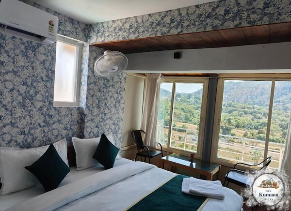 The Kumaon Bliss - Naukuchiatal