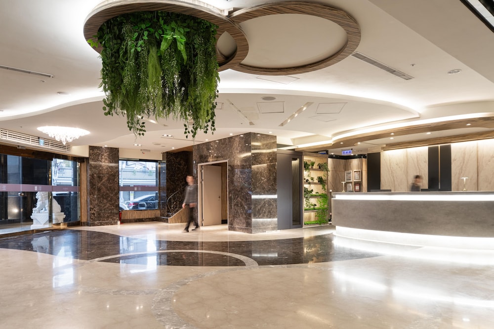 Elence Hotel - 大里區