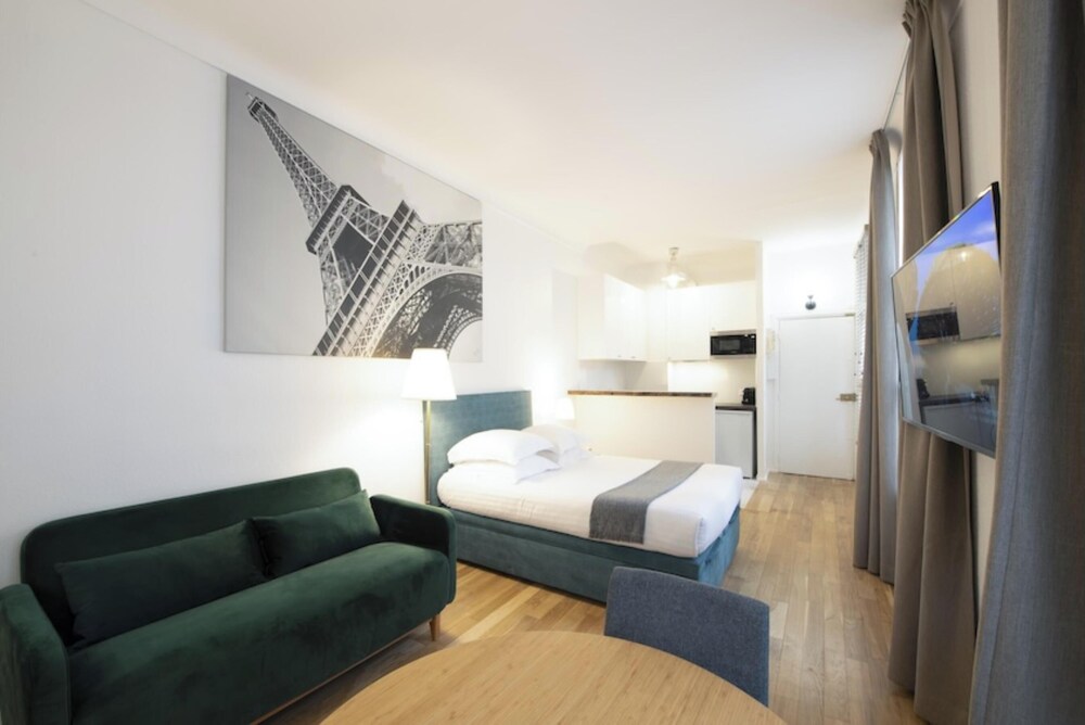 Vivienne Studio Apartment Near Sentier Metro - Paris | Stayz