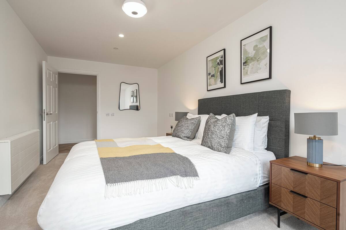 Apartamento standard, 2 quartos (2 Bedrooms) | Roupas de cama premium, roupa de cama, acesso para cadeiras de rodas