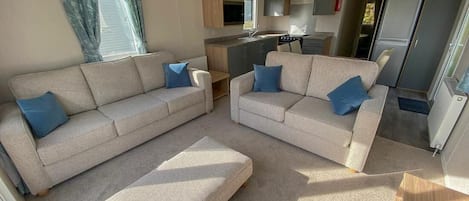 Casa, 3 quartos, sacada, vista para o jardim | Sala de estar