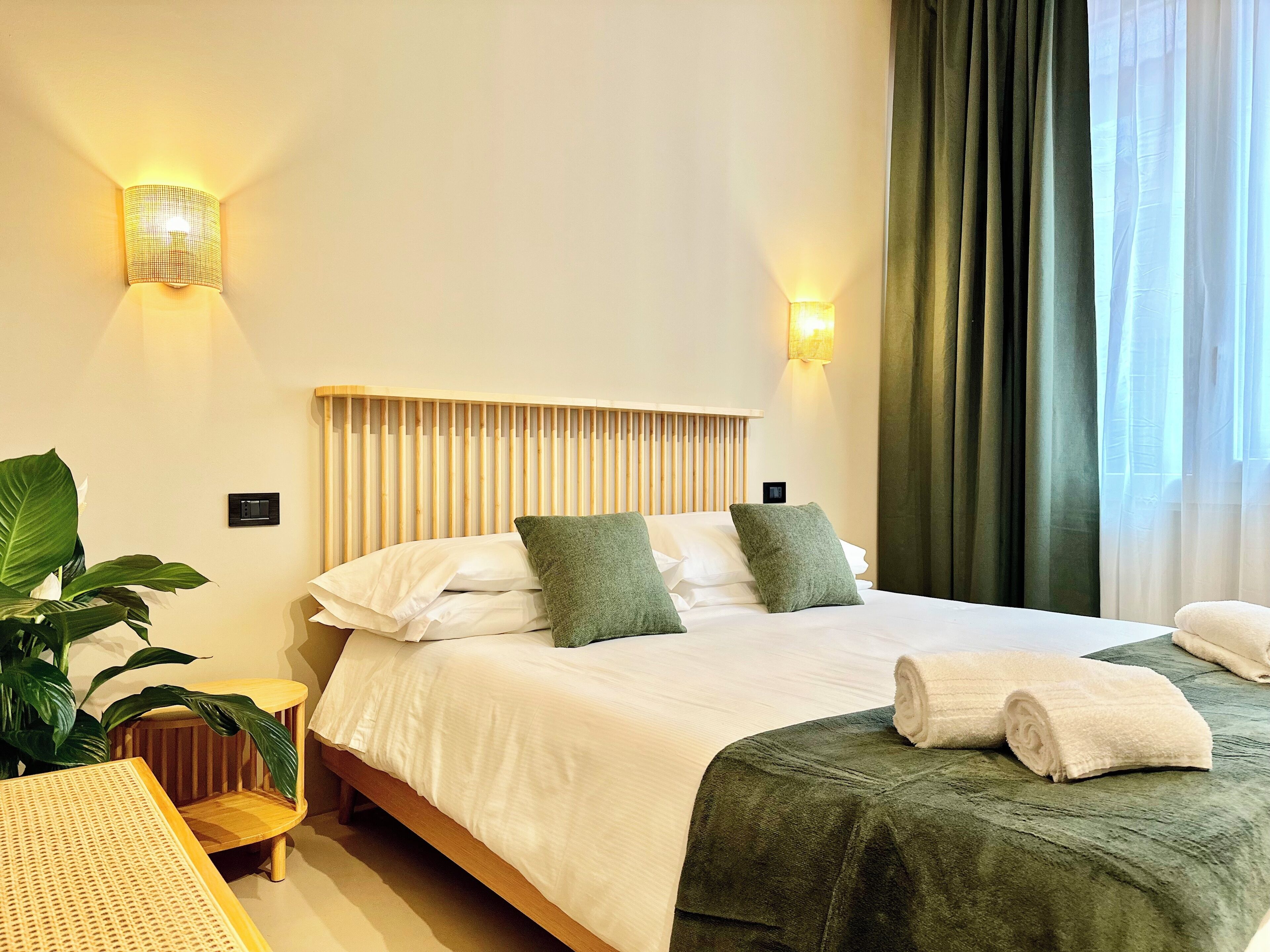 Quarto casal standard | Ferros/tábuas de passar roupa, Wi-Fi de cortesia