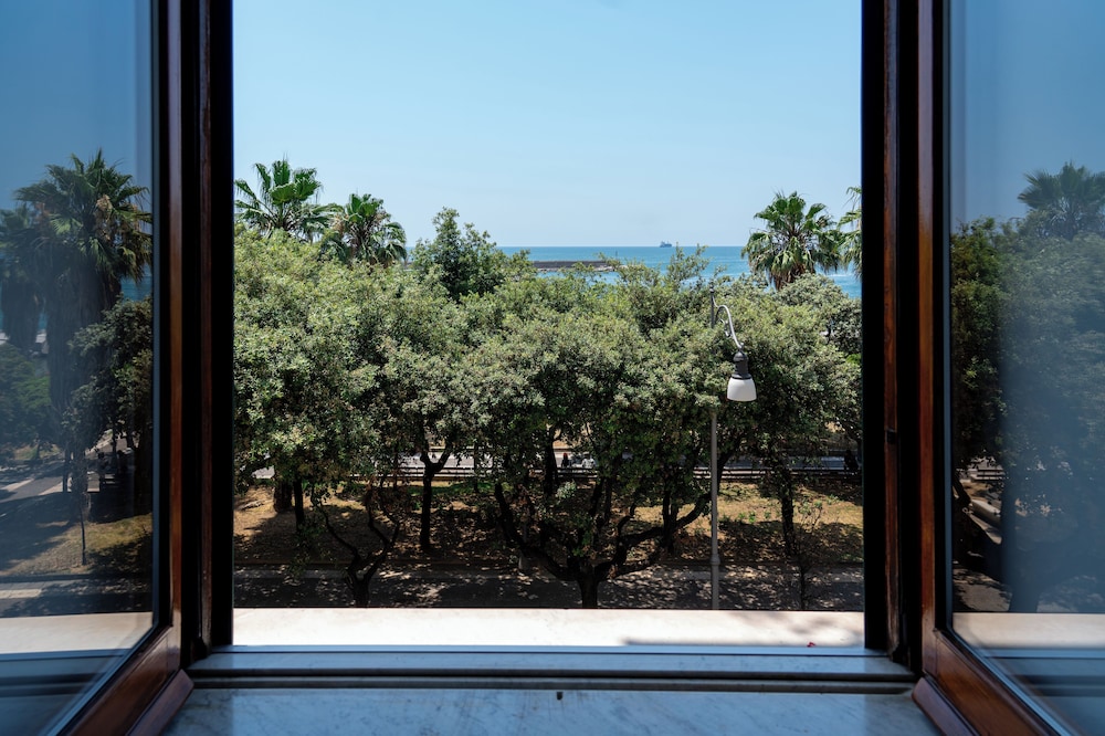 See The Sea B&b - Salerno