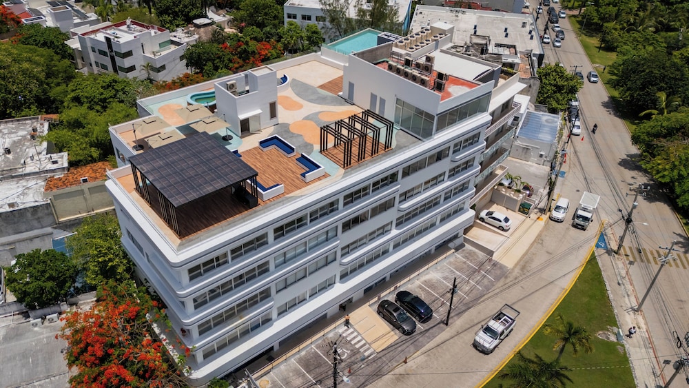 Barcelona Condos Cancun - Cancún