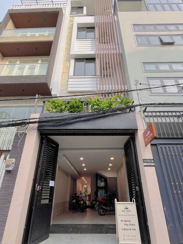 핫 낭 가든 - 홈스테이 & 레스토랑 - 호찌민시