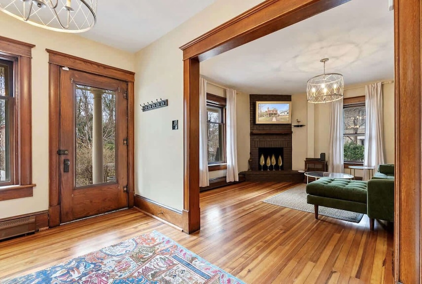 Historic Queen Anne Family Home W Modern Comforts - Harpers Ferry