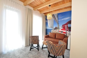 Quarto Duplo ou Twin Superior | Sala de estar