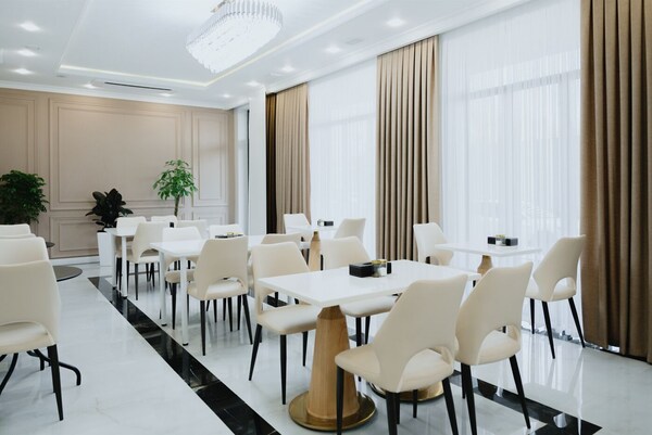 Bon Hotel Bishkek - Bishkek