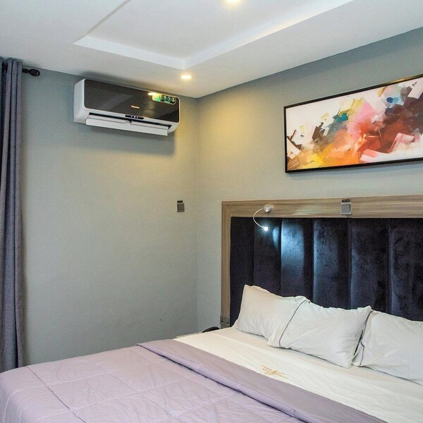 Noir By Fortys - Lagos, Nigeria