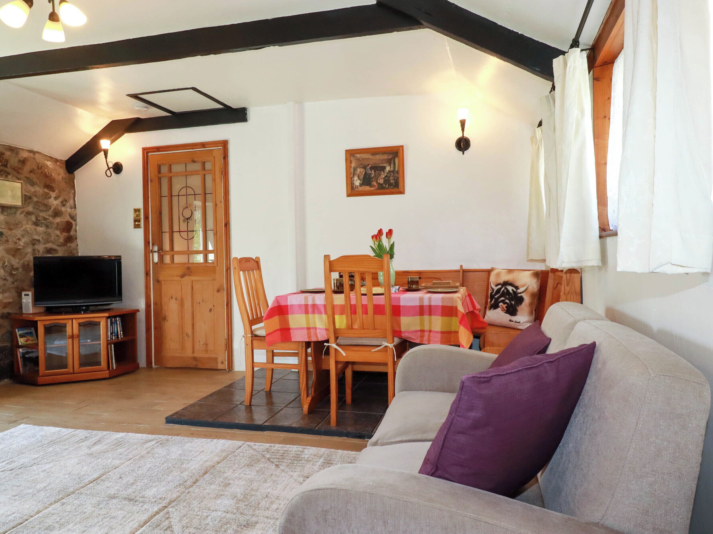 The Coach House, Pet Friendly, Character Holiday Cottage In Redruth - Troon