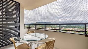 Apartamento Básico | Refeições ao ar livre