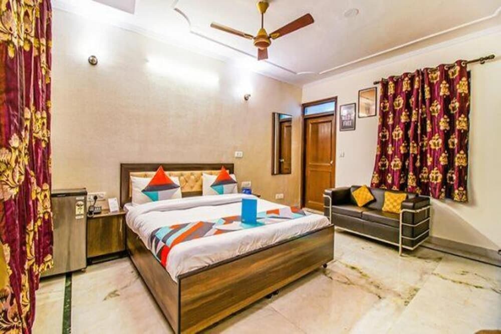 Fabhotel Sunrise Residency - Noida