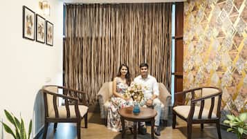 Área de estar no saguão