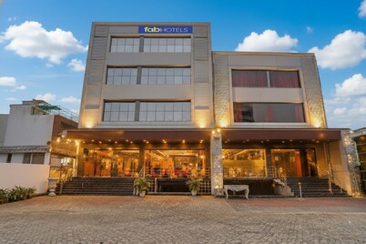 Fabhotel Golden Rivaah