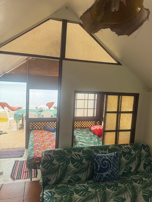 The Calm That Offre A Private Easement On A Large Plot Sea Access - 프랑스령 폴리네시아