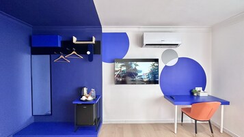 Suite Deluxe, Vista para a cidade | Ferro/tábua de engomar, Wi-fi grátis 