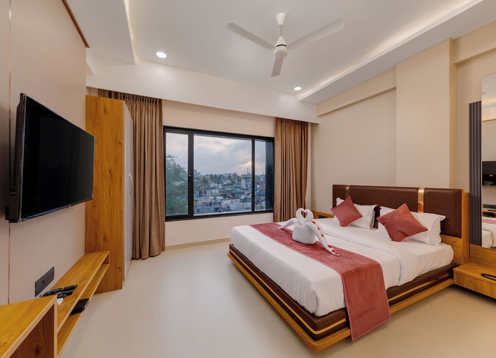 Hotel The Container - Kolhapur