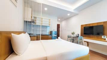 Estúdio Comfort | Secretária, secretária adequada para computadores portáteis