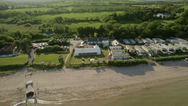 The Saratoga Bar & Rooms - Waterford