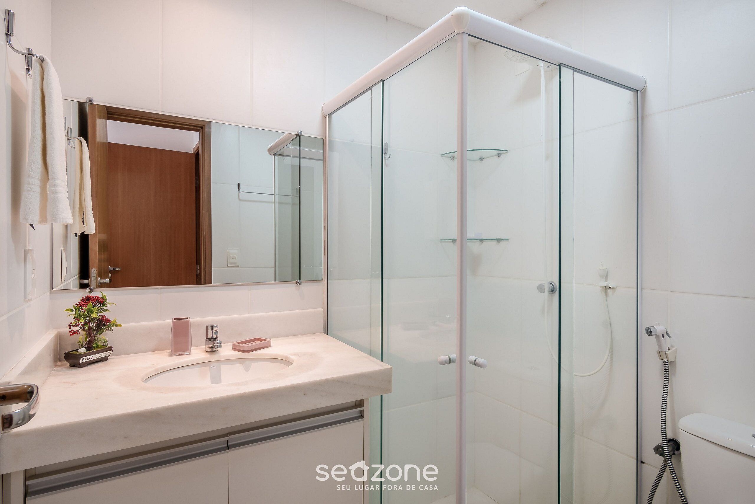 Apartamento Básico | Casa de banho