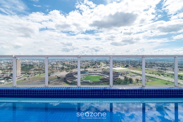 Apartamento Básico | Piscina | Piscina exterior