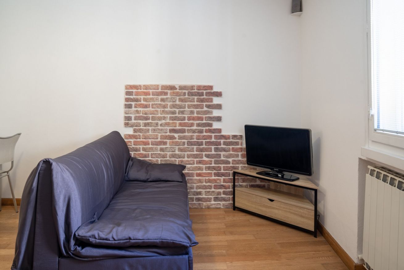 Comfortable 42 Sqm Apartment, Able To Accommodate Up To 4 People, Located On The Ground Floor Of A Building.the Property Is Located A Stone's Throw From The Historic Center Of Ravenna, In A Quiet, Residential Area Full Of Services. With A Short Walk You - Равенна