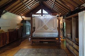 Quarto Quádruplo Deluxe | Cofre no quarto, ferro/tábua de engomar, Wi-fi grátis
