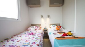 Trailer conforto, 4 quartos | 14 quartos, individualmente mobiliados