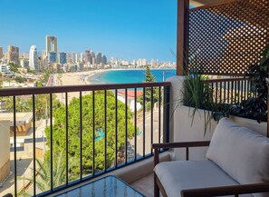 Quarto Duplo Superior, varanda, vista para o mar | Terraço/pátio interior